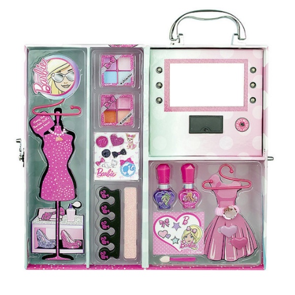 Other | Barbie Fab Beauty Wardrobe Set | Poshmark